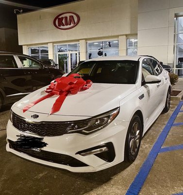 DCH KIA OF TEMECULA - Updated June 2026 - 109 Photos & 630 Reviews ...