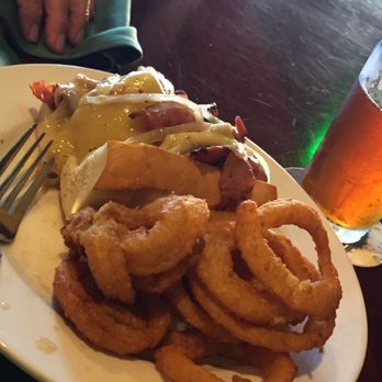 THE BLARNEY STONE PUB - Updated July 2025 - 49 Photos & 78 Reviews - 10 ...