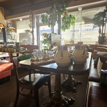 ELKHORN CLUB & LINDA’S THAI ROOM - Updated October 2025 - 26 Photos & 55 Reviews - 457 N ...