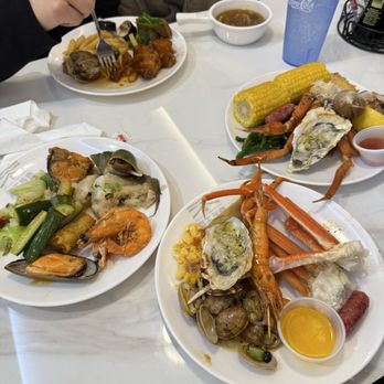 SEA & SKY FEAST BUFFET - Updated February 2025 - 458 Photos & 108 ...