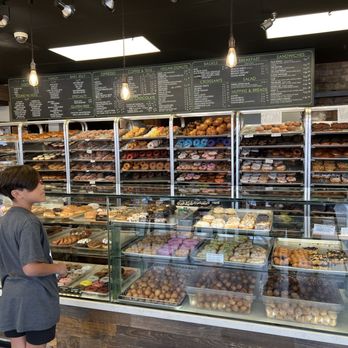THE DONUTTERY - Updated December 2024 - 5342 Photos & 4991 Reviews ...