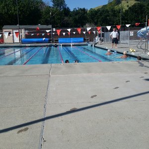 WALTER GRAHAM AQUATIC CENTER - 68 Photos & 30 Reviews - 1100 Alamo Dr ...