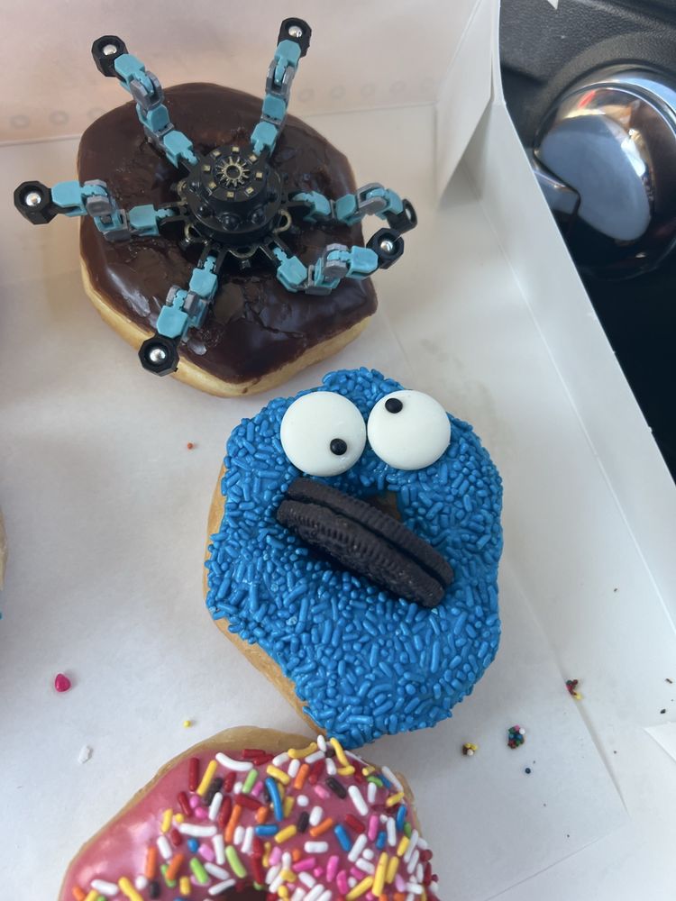 BEACH DONUTS - Updated December 2025 - 13 Reviews - 7451 N Beach St ...