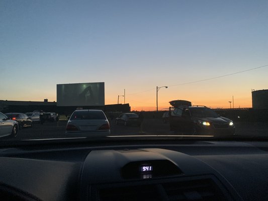 FORD-WYOMING DRIVE-IN - 69 Photos & 96 Reviews - 10400 Ford Rd ...