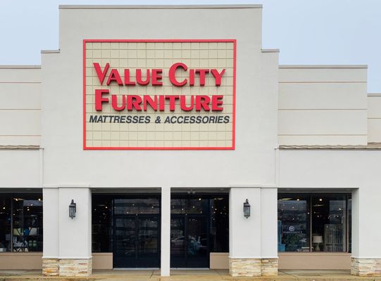 The nearest value city furniture store store
