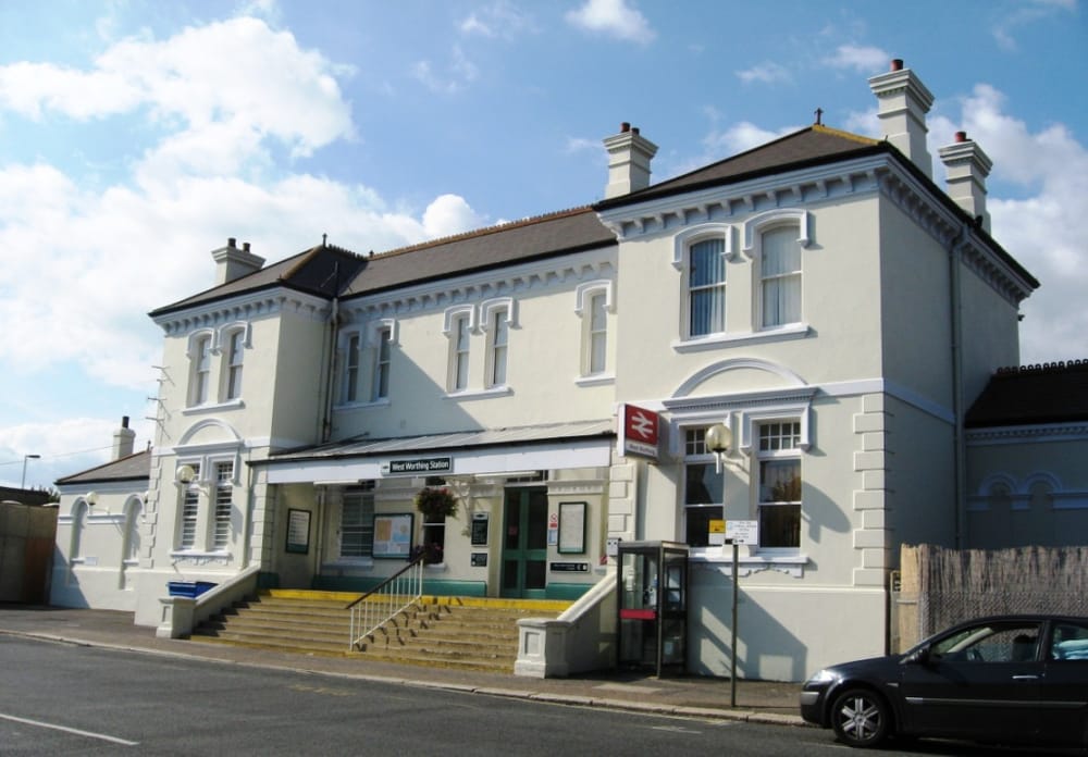 WEST WORTHING - Updated January 2025 - Tarring Road, Worthing, West ...