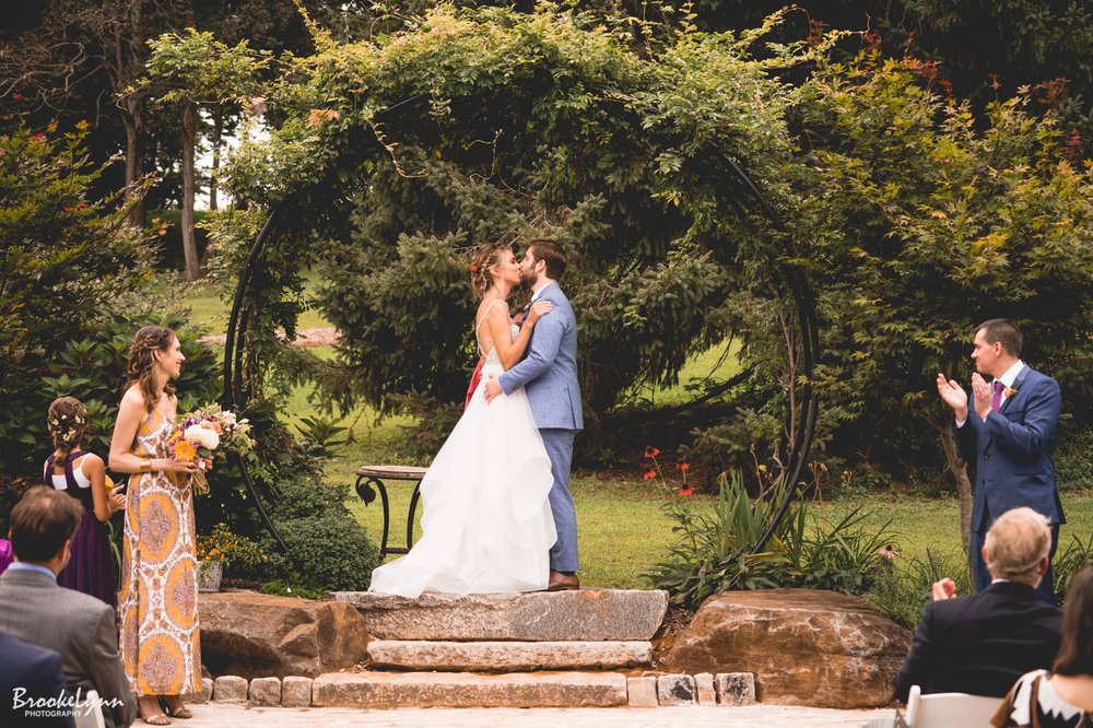 SPRING HILL MANOR - Updated September 2025 - 21 Photos - 455 Spring ...