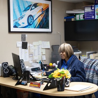 AVIS FORD - Updated June 2025 - 91 Photos & 106 Reviews - 29200 ...