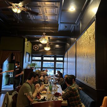 STASH BOX - Updated December 2025 - 52 Photos & 32 Reviews - 866 Elm St ...