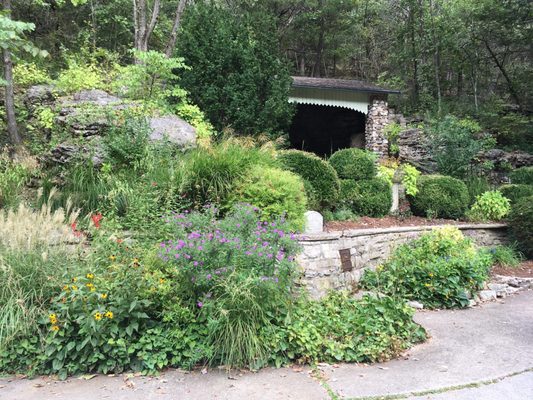 MAGNETIC SPRINGS - 20 Photos - Magnetic Dr, Eureka Springs, Arkansas ...