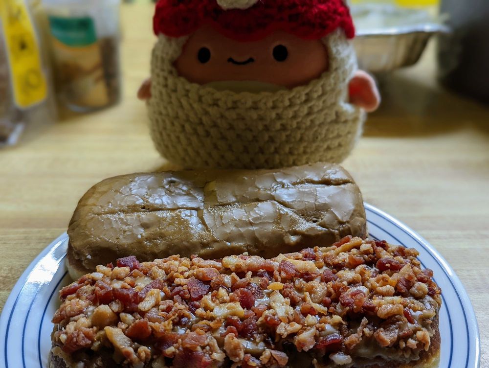 HENRY’S DONUT - Updated December 2025 - 105 Photos & 236 Reviews ...