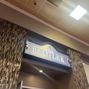 THE BROILER - Updated December 2025 - 42 Photos & 28 Reviews - 13255 ...