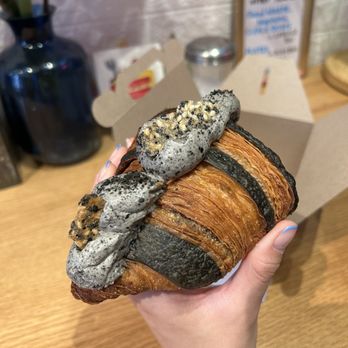 LITTLE PEBBLES - Updated May 2024 - 749 Photos & 215 Reviews - 160 ...