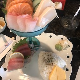 SAKURA SUSHI & GRILL - 528 Photos & 200 Reviews - 200 Kanoelehua Ave ...