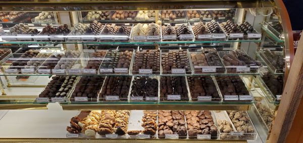 CHUTTERS | 171 Photos & 111 Reviews | 43 Main St, Littleton, New ...