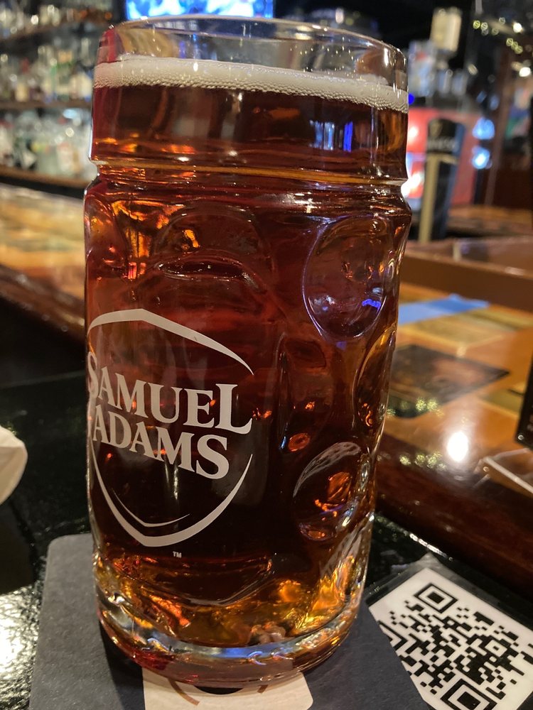 THE HUB PUB - Updated November 2024 - 78 Photos & 257 Reviews - 18 ...