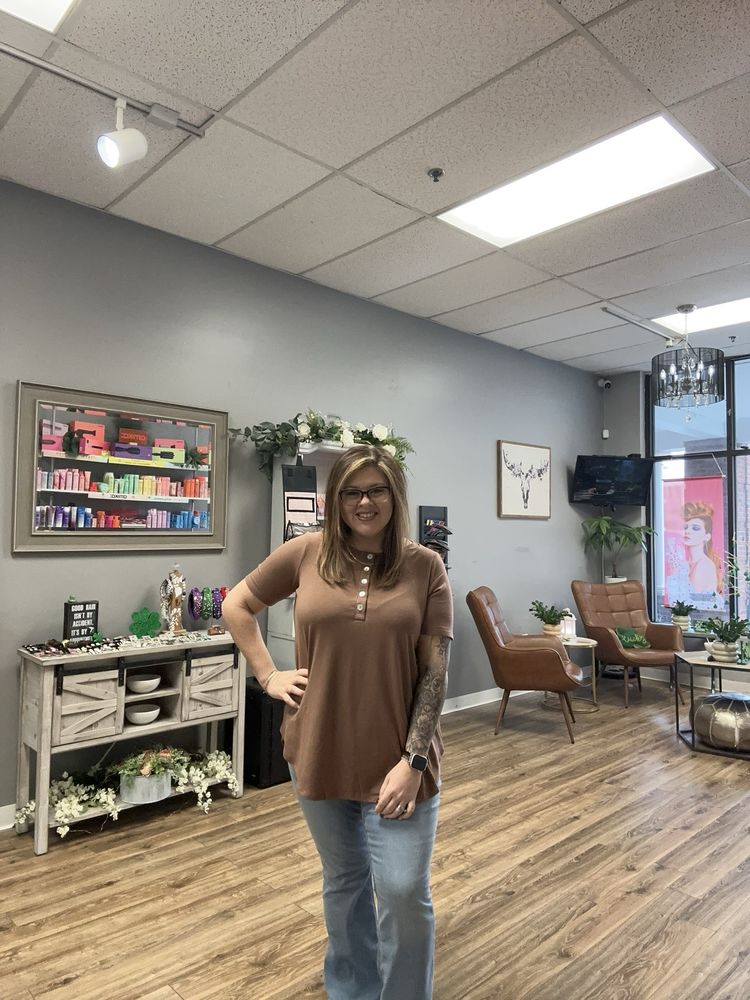 THE COLOR BAR HAIR STUDIO - Updated December 2025 - 1419 Chapin Rd ...