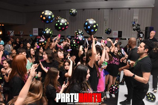 PARTY HARTY ENTERTAINMENT - Updated October 2025 - 12 Photos & 14 ...
