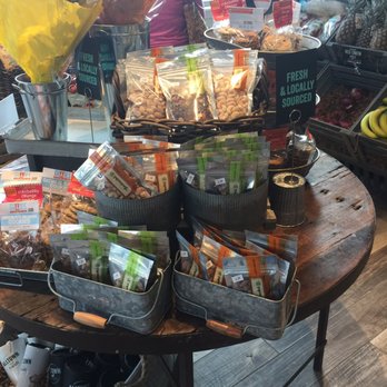 ALLTOWN FRESH - Updated November 2025 - 120 Photos & 14 Reviews - 71 ...