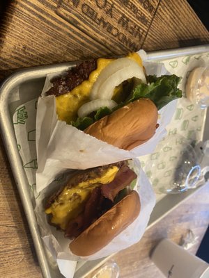 SHAKE SHACK BIRMINGHAM - Updated November 2025 - 218 Photos & 239 ...