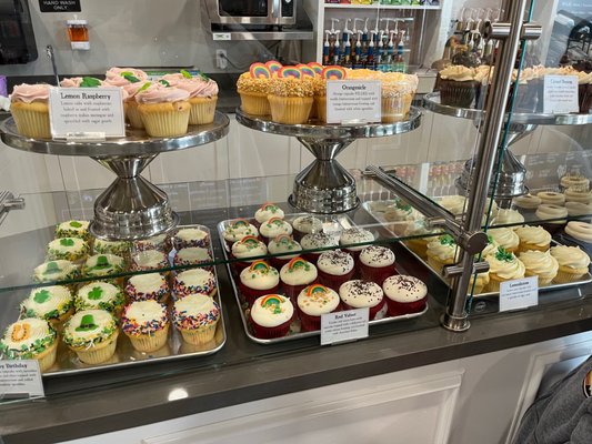 WANNA CUPCAKE? BAKERY CAFE - Updated December 2025 - 80 Photos & 65 Reviews - 3826 Bridgeport ...