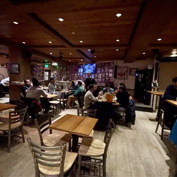 PEPI’S BAR & RESTAURANT - Updated August 2025 - 348 Photos & 426 ...