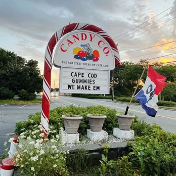 CANDY CO. - Updated December 2025 - 44 Photos & 55 Reviews - 975 Rt 28 ...