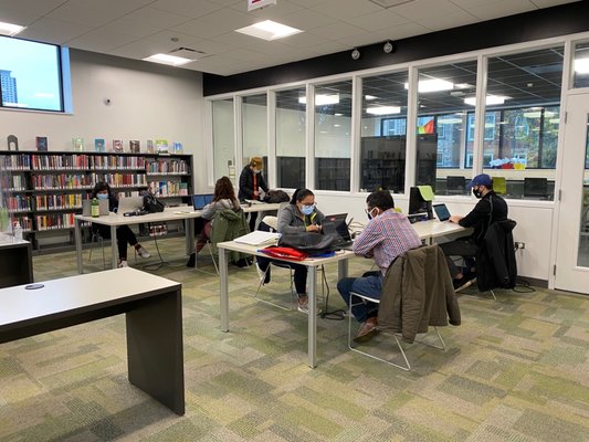 CHICAGO PUBLIC LIBRARY - MERLO - Updated December 2025 - 21 Photos & 95 ...