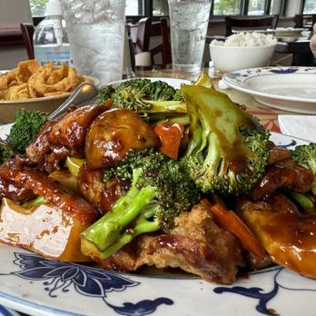 YEN CHING - Updated December 2025 - 50 Photos & 142 Reviews - 11102 ...