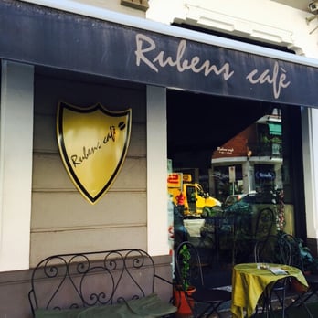 Rubens cafe store