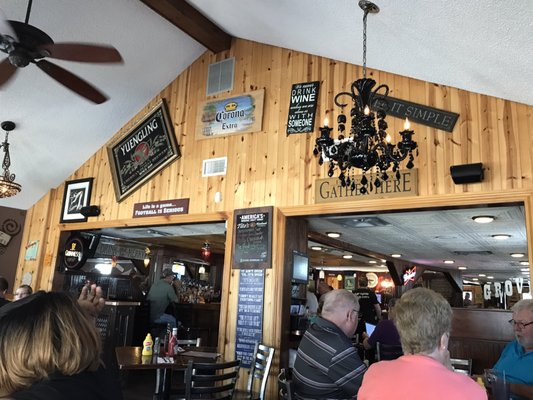 GROVERS BAR & GRILL - 355 Photos & 348 Reviews - Burgers - 9160 Transit ...