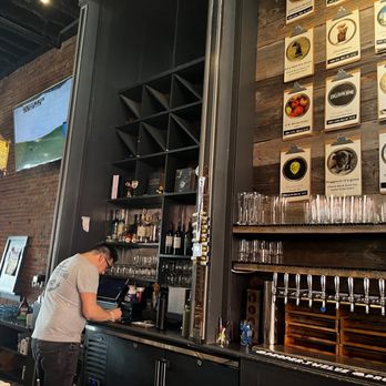 COLLISION BEND BREWING COMPANY - Updated June 2025 - 713 Photos & 499 ...