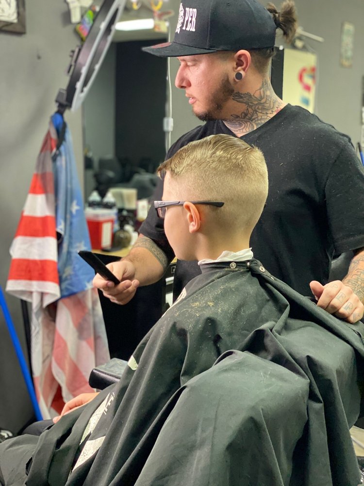 DAPPER BARBERSHOP - Updated December 2024 - 25 Photos & 47 Reviews ...