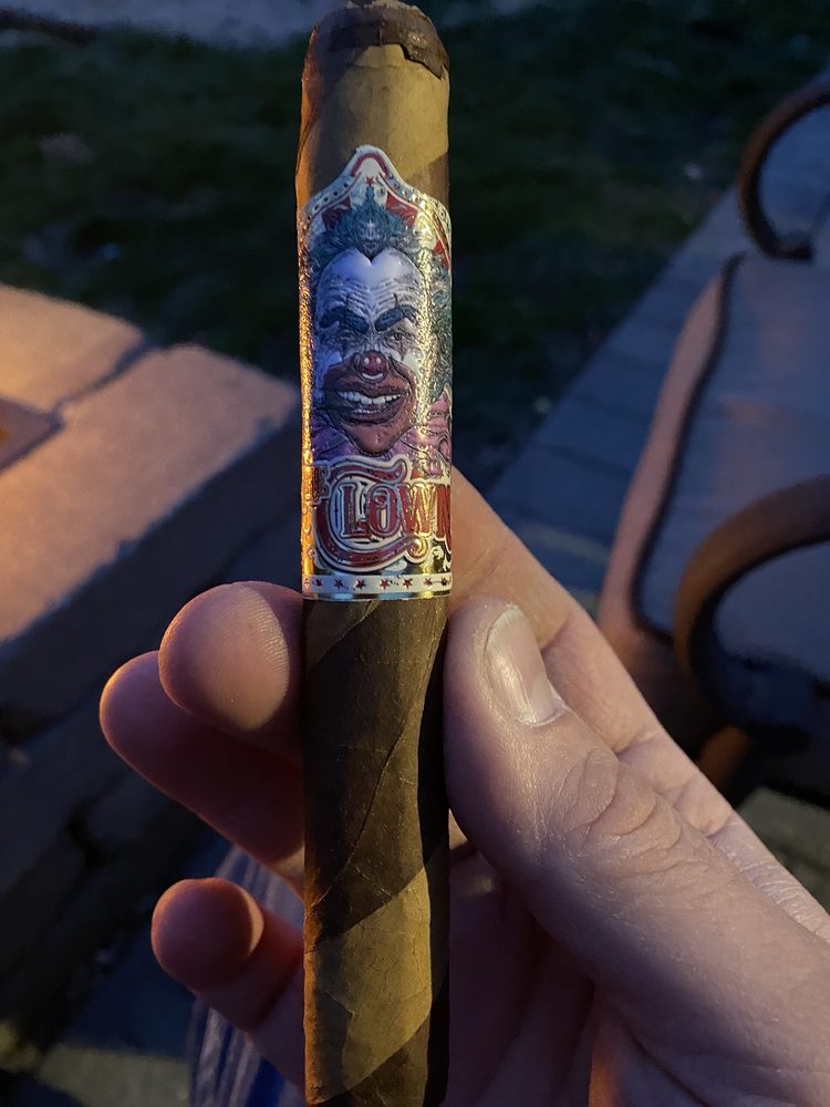 THE CIGAR HUT - Updated August 2024 - 44 Photos & 16 Reviews - 170B ...