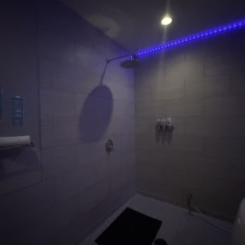 FLOAT STL - MIDTOWN - Updated December 2025 - 105 Photos & 53 Reviews ...