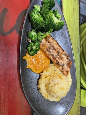 GEORGIA BLUE - Updated August 2025 - 137 Photos & 138 Reviews - 107 S ...