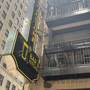 BROADSTONE BAR & KITCHEN - Updated January 2026 - 642 Photos & 406 ...