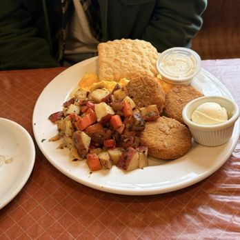 SWEET MAPLE CAFE - Updated August 2025 - 620 Photos & 984 Reviews ...