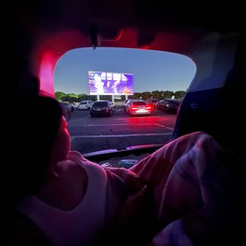 PARAMOUNT DRIVE IN THEATERS - Updated April 2025 - 275 Photos & 397 ...