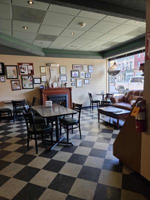 BISCOTTI CAFE & PASTRY SHOP - Updated May 2026 - 118 Photos & 145 ...