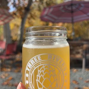 THREE RIVERS BREWING CO - 197 Photos & 123 Reviews - 41763 Sierra Dr ...