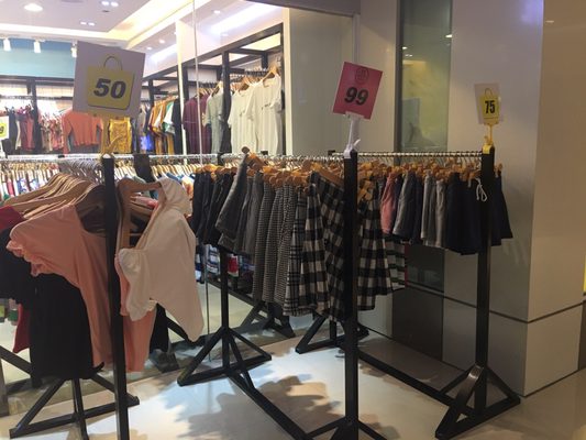 THE 99 PESO STORE - Updated January 2025 - Doña Teresa Avenue, Angeles ...