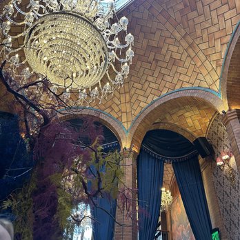 MOLI RESTAURANT - Updated August 2024 - 185 Photos & 70 Reviews - 253 ...