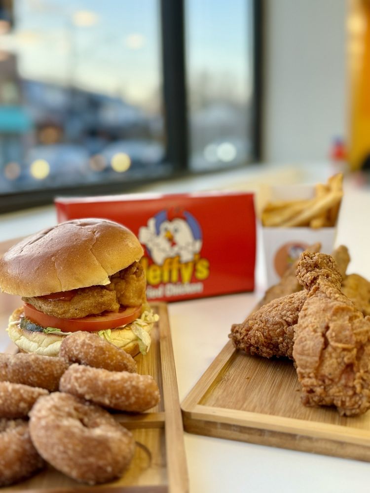 HEFFY’S FRIED CHICKEN - Updated September 2025 - 1054 Kingston Road ...