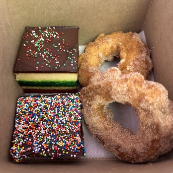 CAKED UP CAFE - Updated December 2025 - 284 Photos & 214 Reviews - 40 S ...