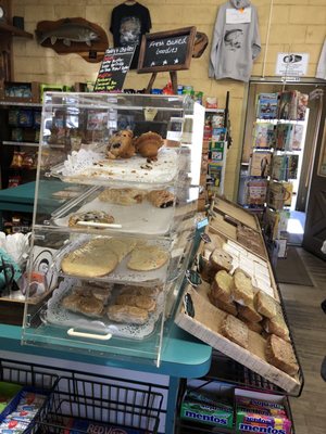 CROWLEY LAKE GENERAL STORE - 16 Photos & 47 Reviews - 474 S Landing Rd ...