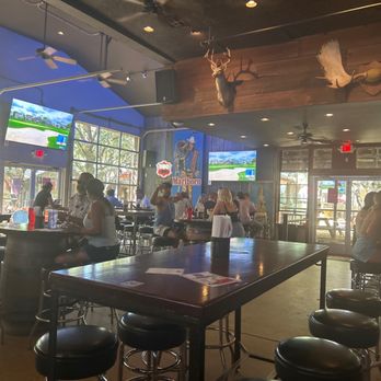 KATY TRAIL ICE HOUSE - Updated May 2024 - 859 Photos & 1173 Reviews ...