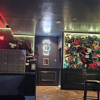 DALLAS EAGLE - Updated January 2026 - 19 Photos - 525 S Riverfront Blvd ...