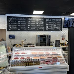 LIVOTI’S OLD WORLD MARKET - Updated December 2025 - 47 Photos & 37 ...