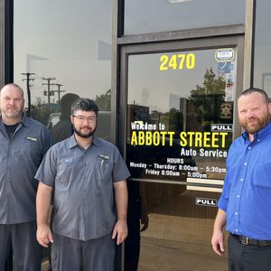 WOLVERINE FREIGHTLINER WESTSIDE - Updated June 2025 - 3000 William Ave ...